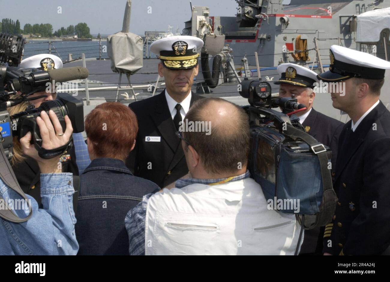 US Navy U.S. Navy Rear Adm. Thomas J. Kilcline, Jr., center, Polish Navy Vice Adm. and Polish ...