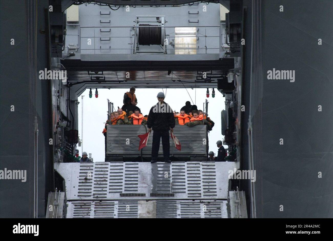 Navy minelayer hi-res stock photography and images - Alamy