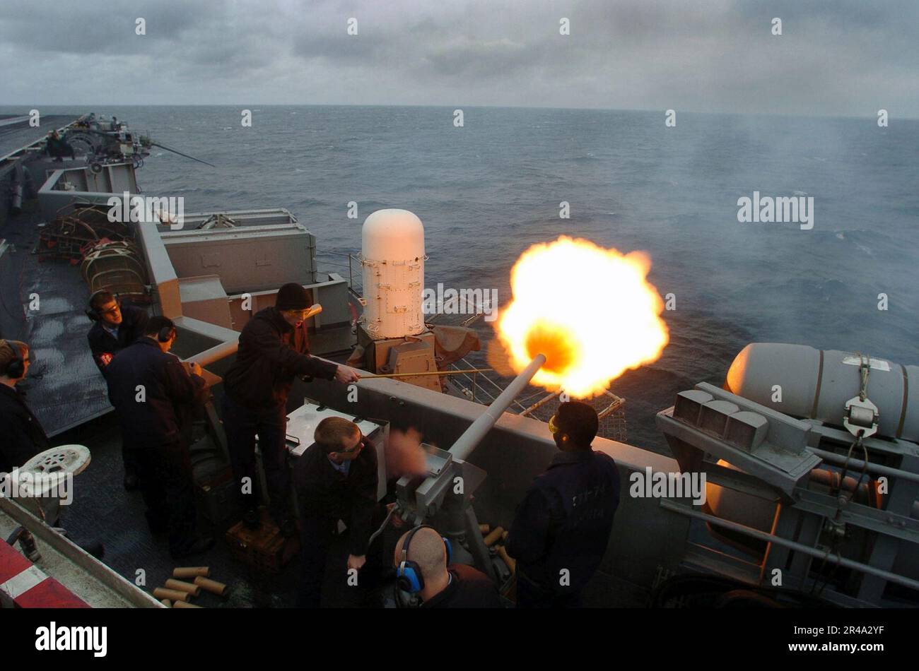 US Navy On the flight deck aboard USS John C. Stennis (CVN 74), sailors ...