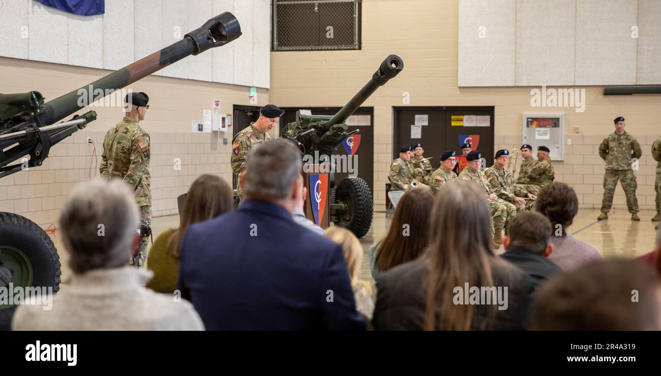 Indiana National Guard Brig. Gen. Dan Degelow, incoming 38th Infantry ...