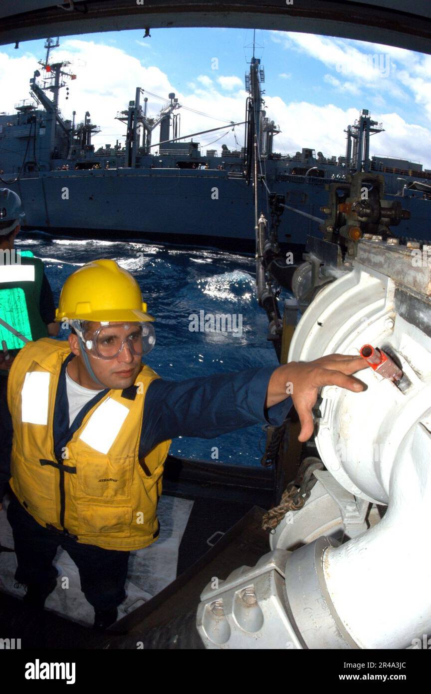 US Navy Boatswain's Mate Stock Photo - Alamy
