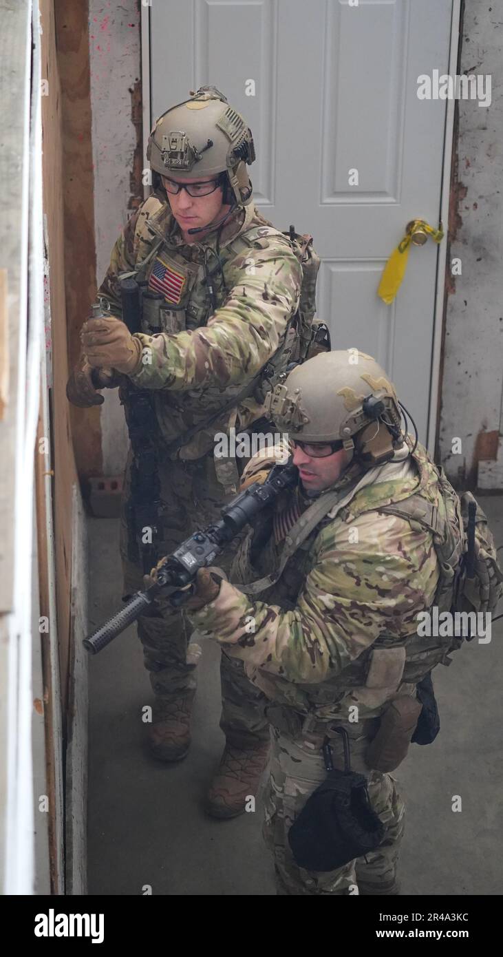 Msrt east hi-res stock photography and images - Alamy