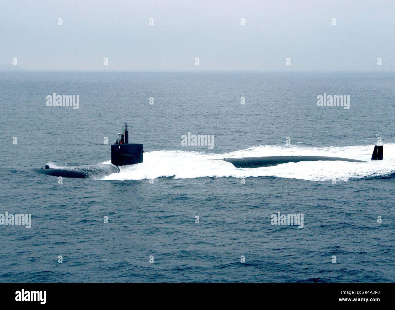 US Navy Los Angeles-class fast attack submarine USS Louisville (SSN 724 ...
