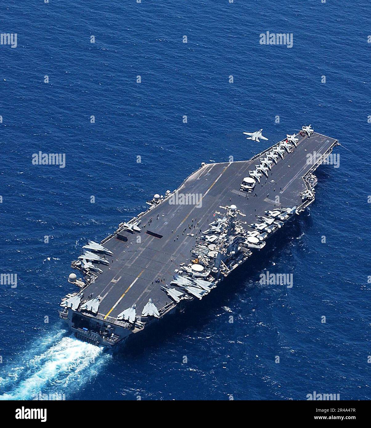 US Navy An F-14B Tomcat assigned to Carrier Air Wing Seven (CVW-7 ...