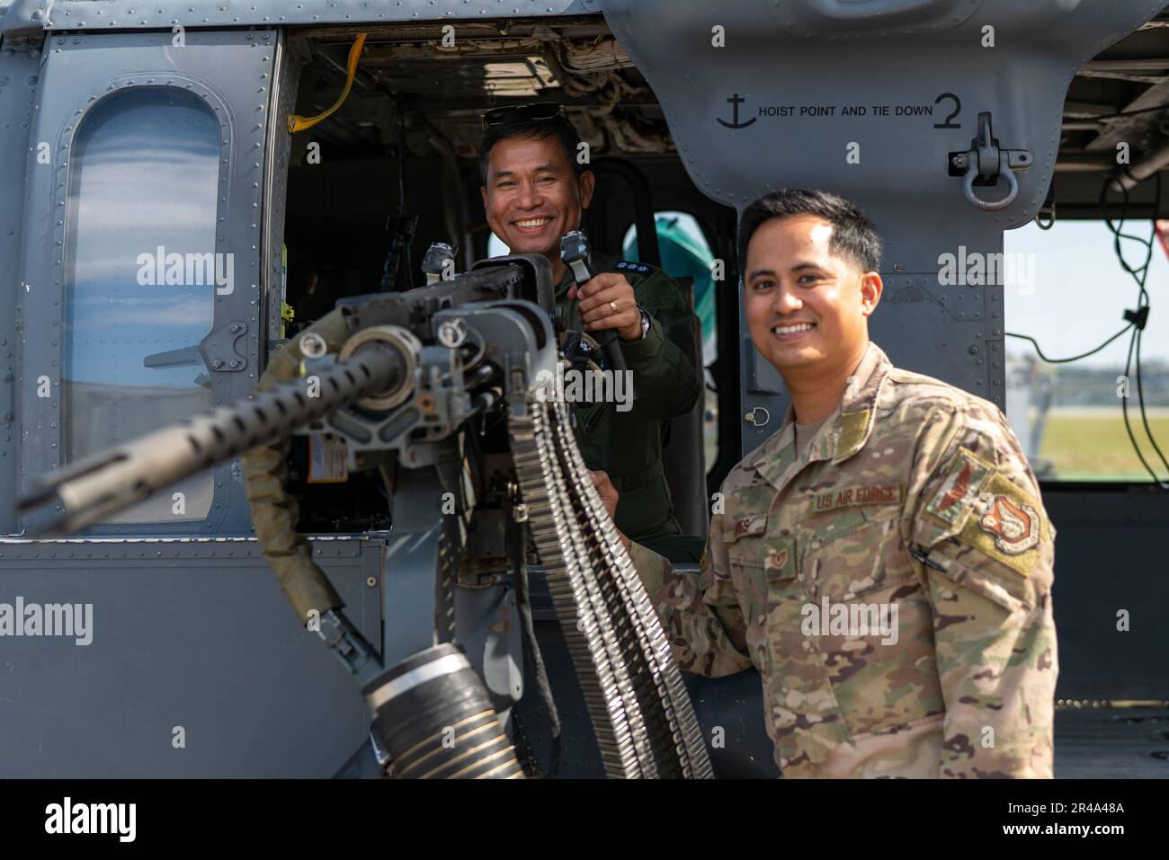 Philippine Air Force Col. Joel Inacay, left, 15th Strike Wing deputy ...