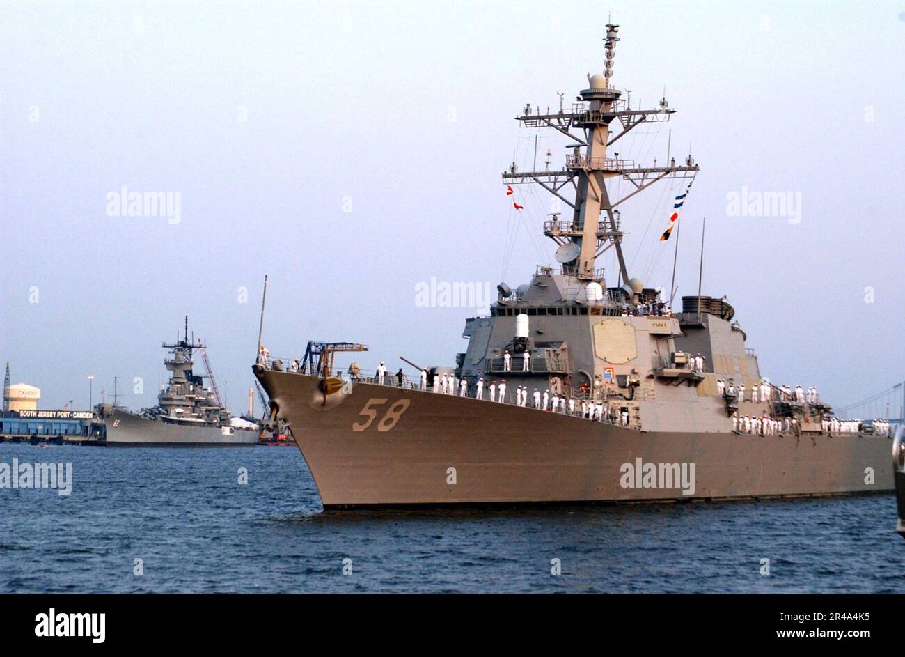US Navy The guided missile destroyer USS Laboon (DDG 58) passes the ...