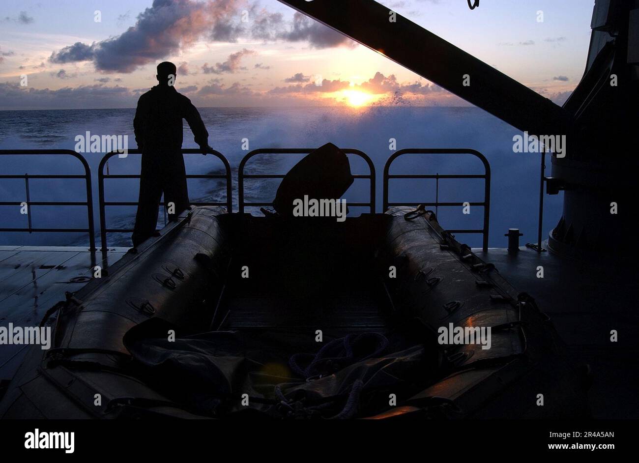 US Navy A sailor assigned to Naval Special Clearing Team One (NSCT 1 ...