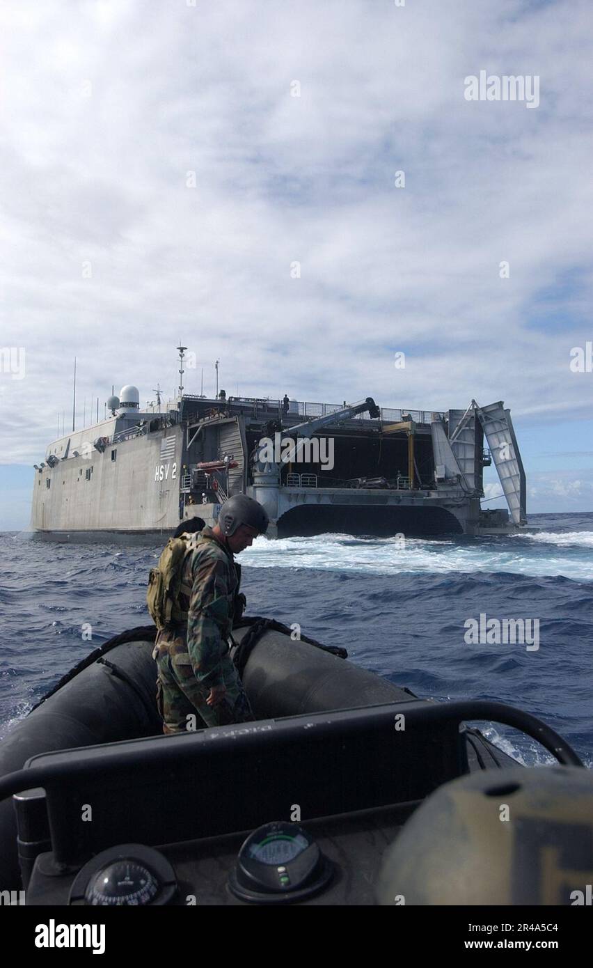 US Navy Boatswain's Mate Stock Photo - Alamy