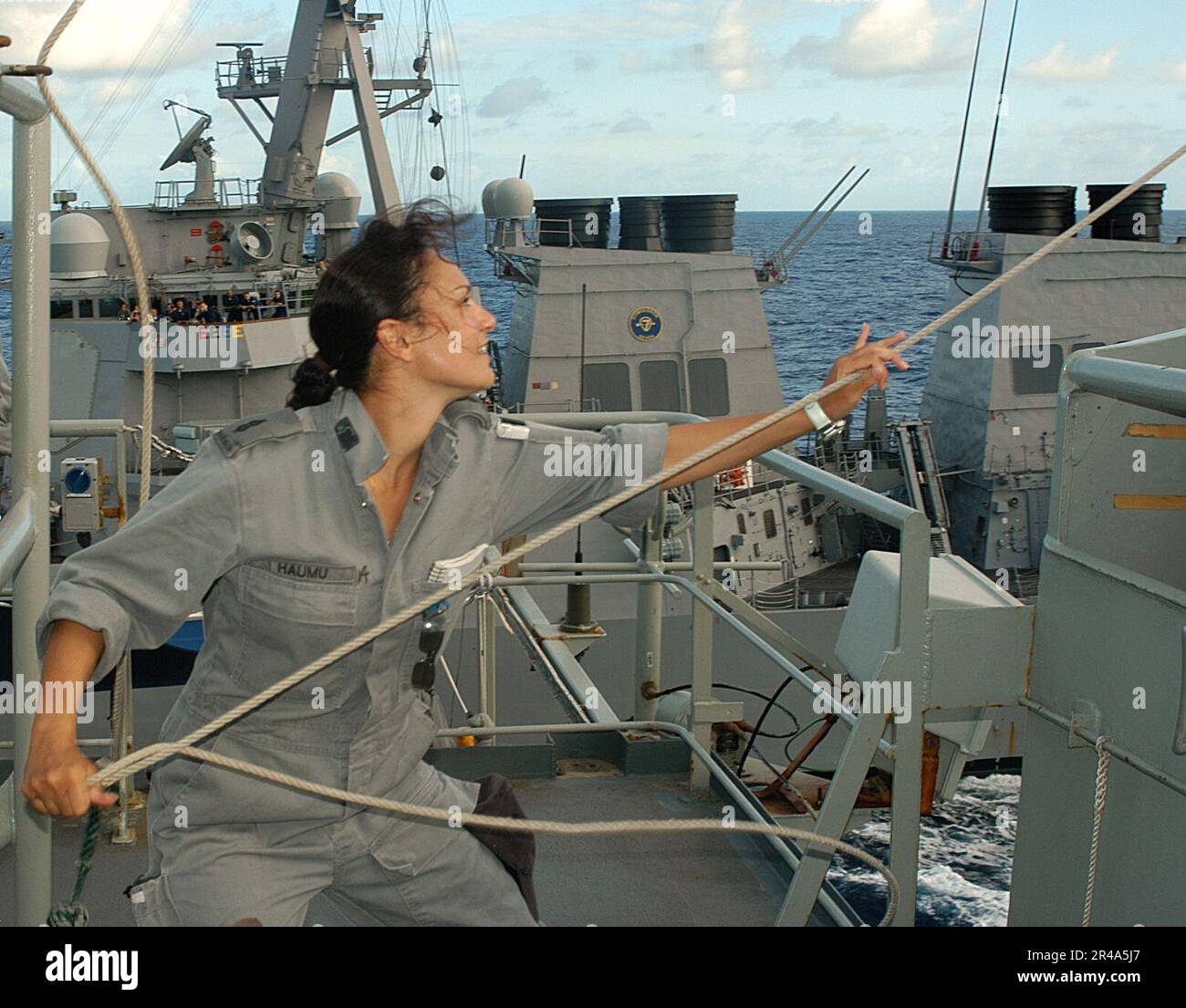 US Navy Aboard the Australian replenishment vessel HMAS Success (AOR ...