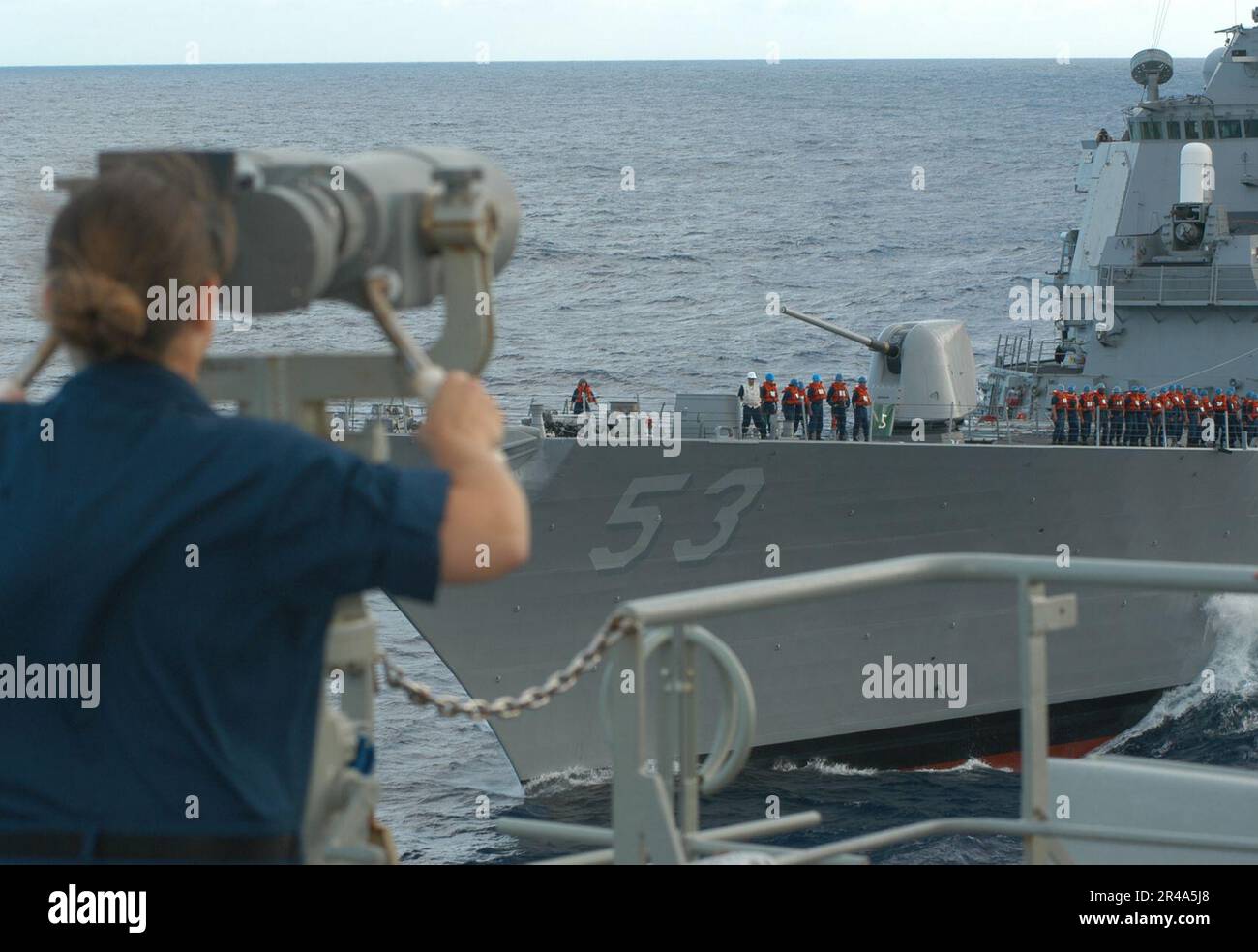 US Navy U.S. Navy Electronic Warfare Technician Stock Photo - Alamy