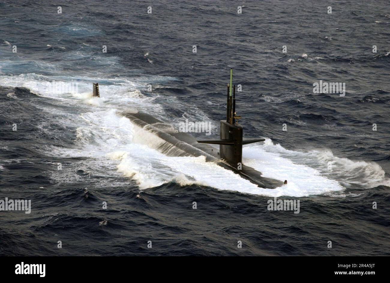 US Navy The Los Angeles-class submarine USS Albuquerque (SSN 706 ...