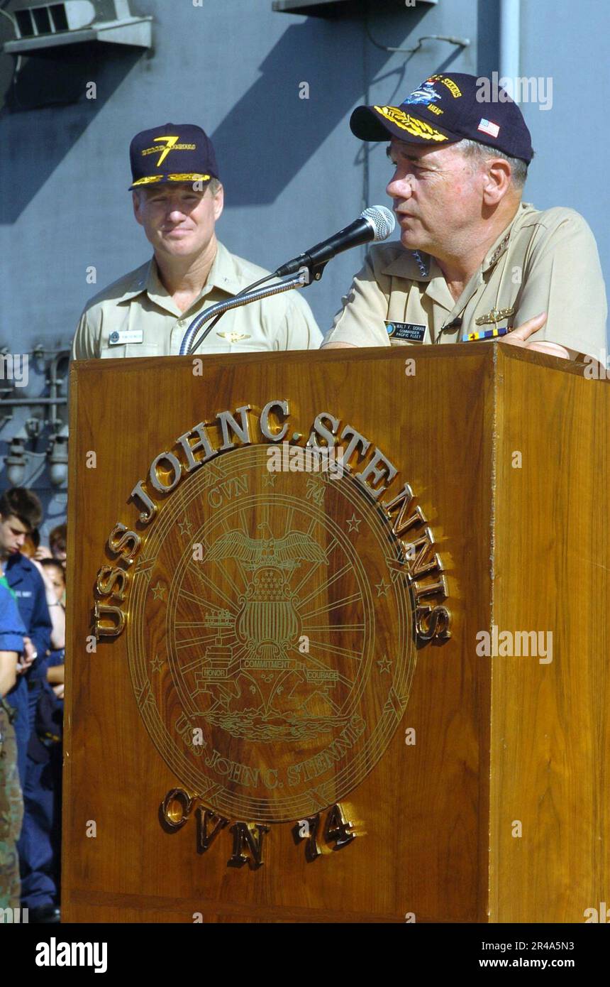 US Navy Commander Pacific Fleet, Adm. Walter F. Doran, addresses the ...