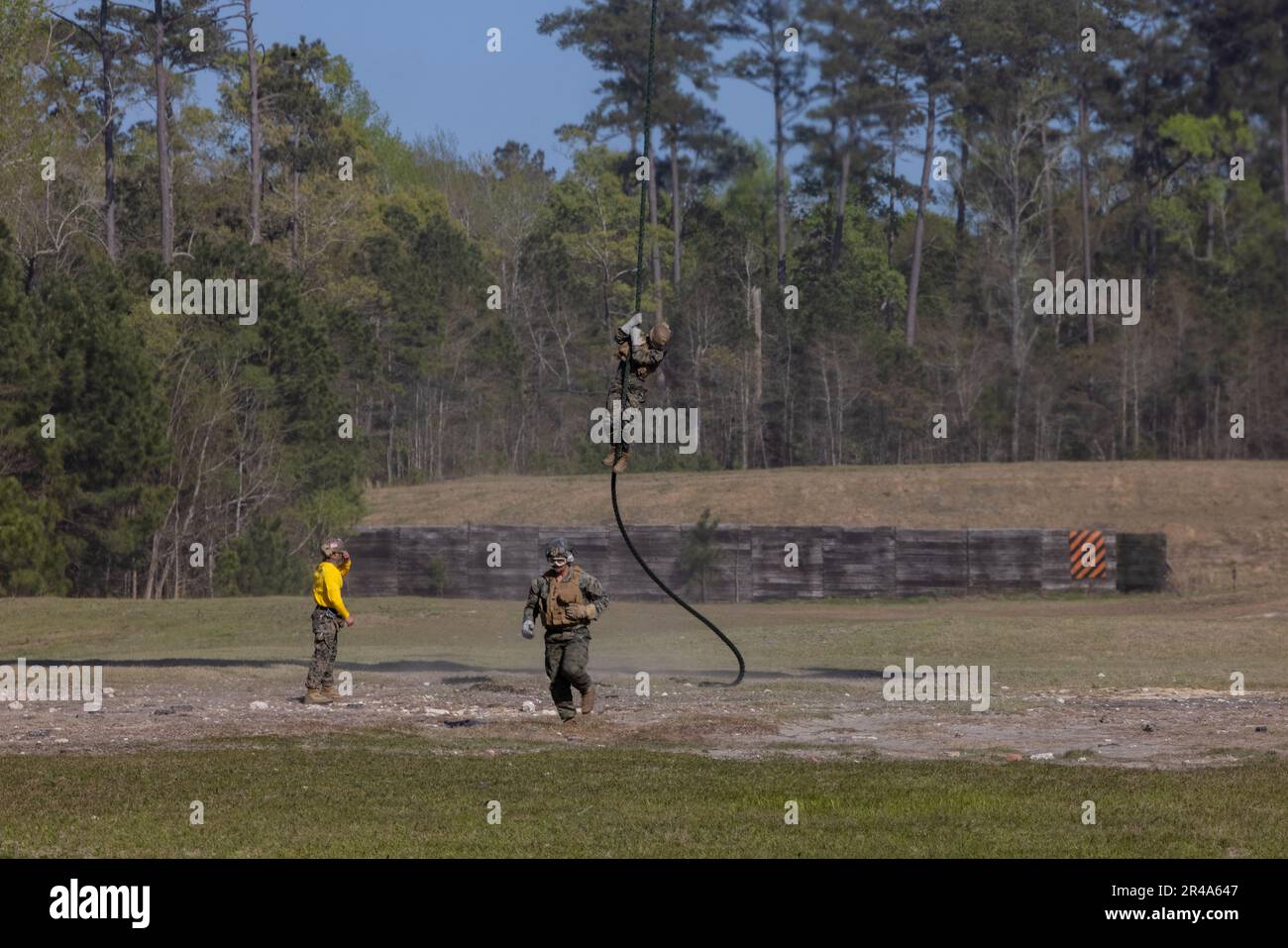 U.S Marine Corps Staff Sgt. Devin Rockett a ropes and recovery ...