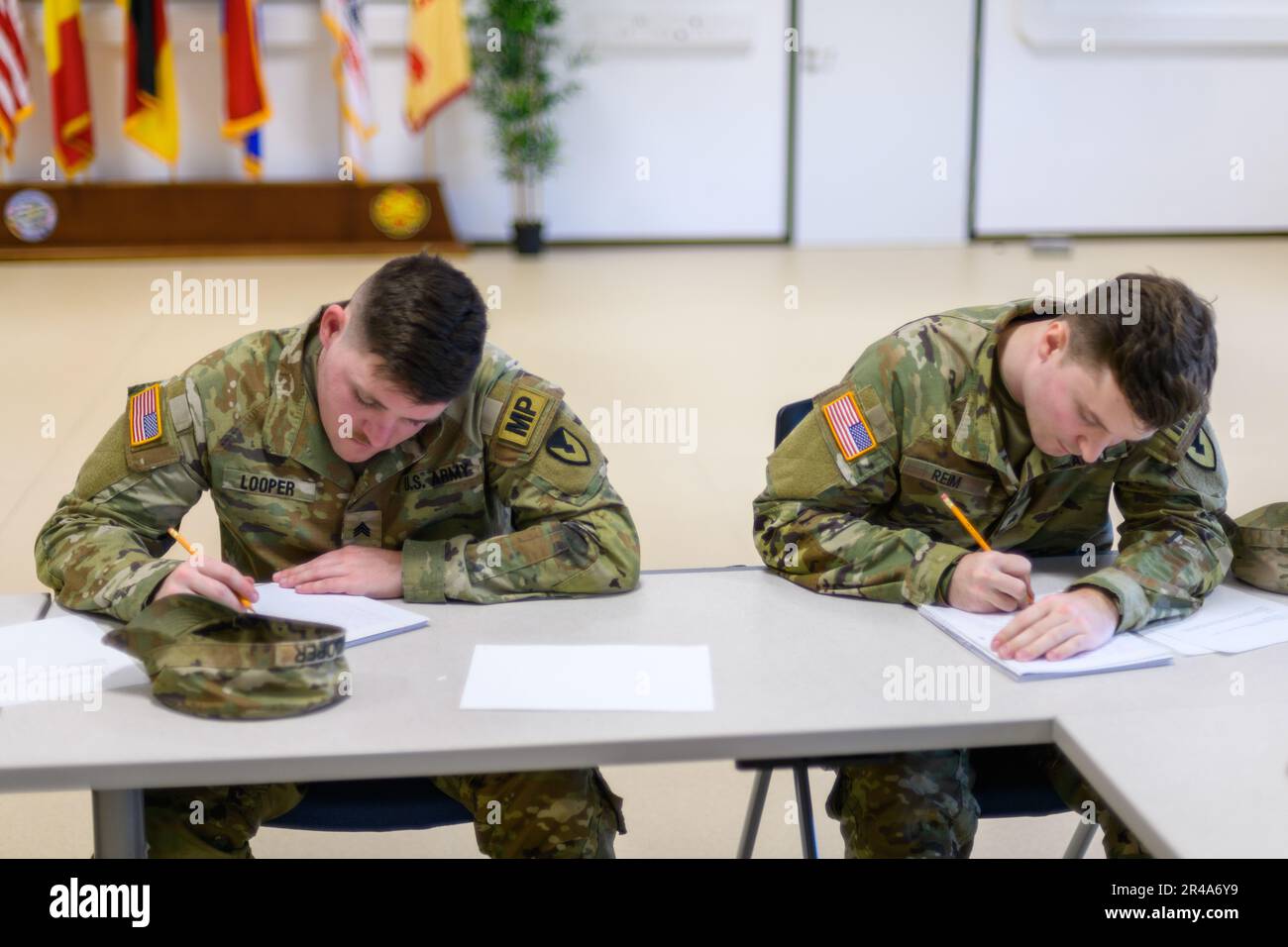 Air looper hi-res stock photography and images - Alamy