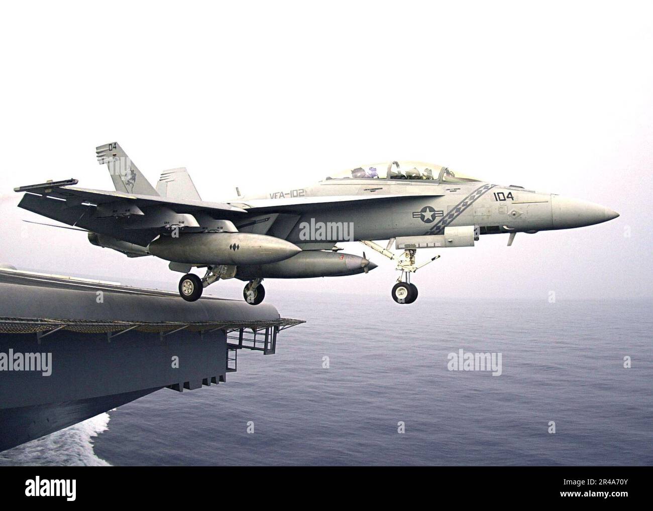 US Navy An F-A-18F Super Hornet assigned to the Diamondbacks of Strike ...