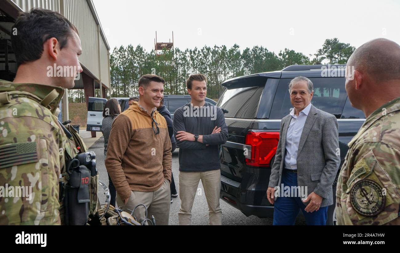 Maritime Security Response Team East hosts Senator Dan Sullivan’s staff ...