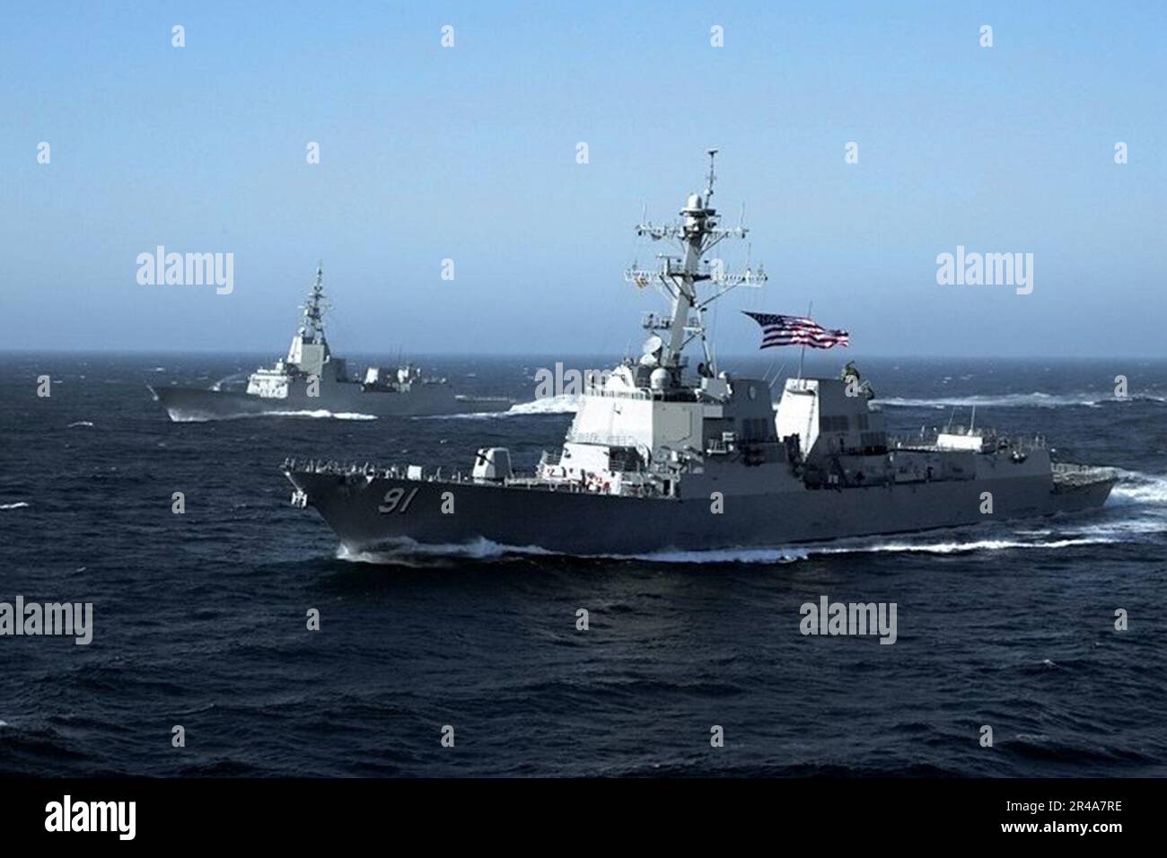 US Navy The guided missile destroyer USS Pinckney (DDG 91) and the ...