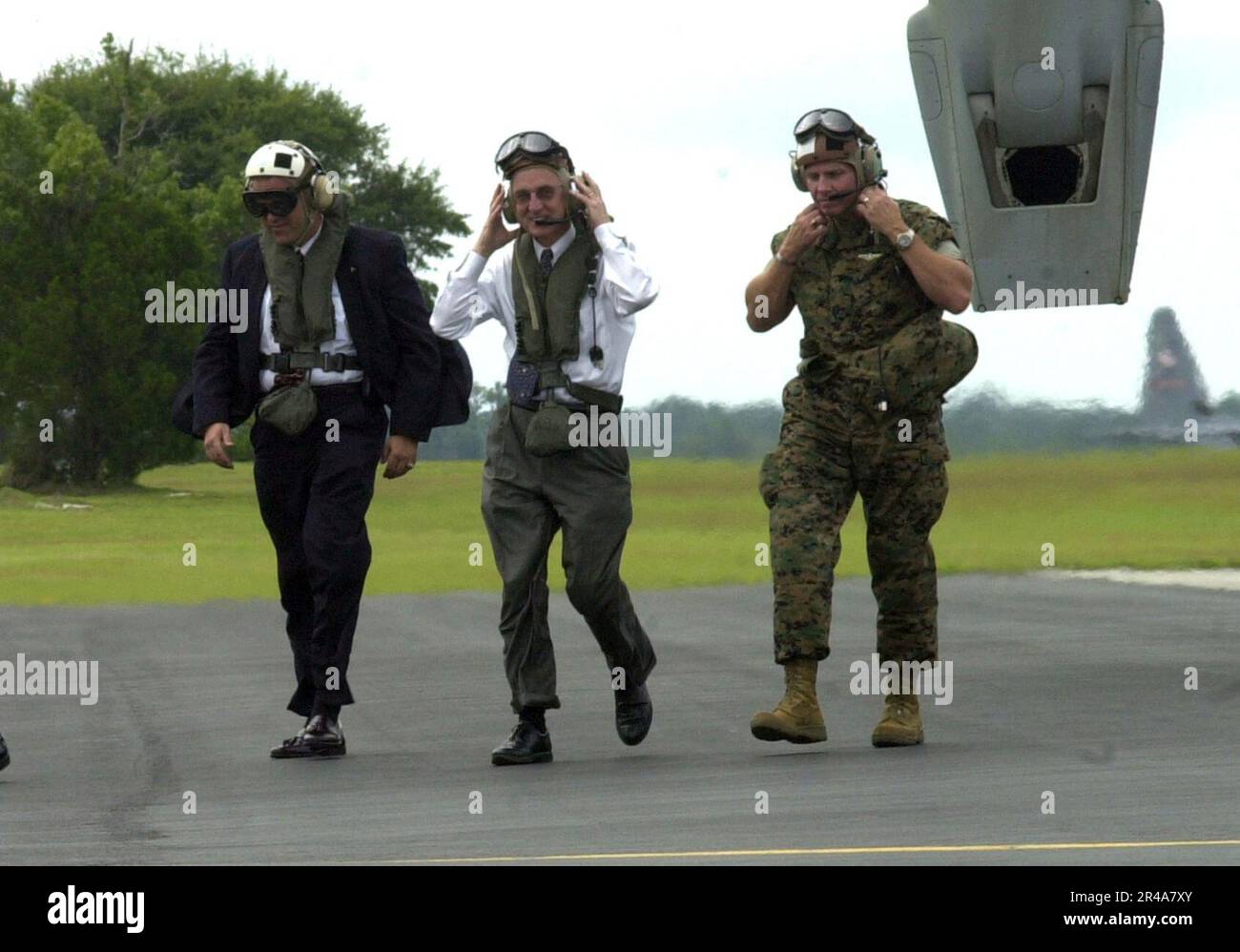 US Navy Secretary of the Navy, Gordon R. England Stock Photo - Alamy