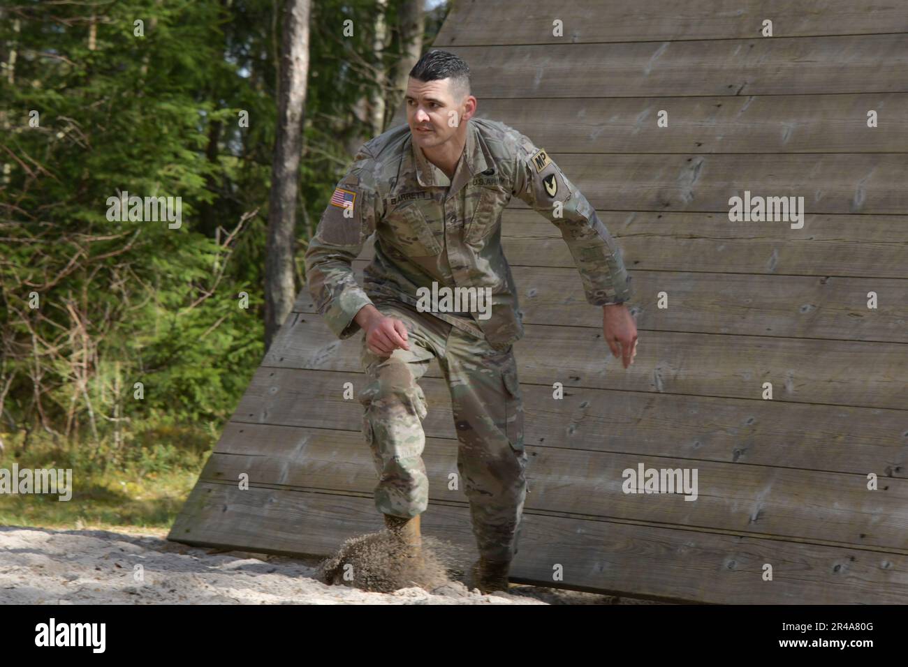 Slanted wall hi-res stock photography and images - Alamy