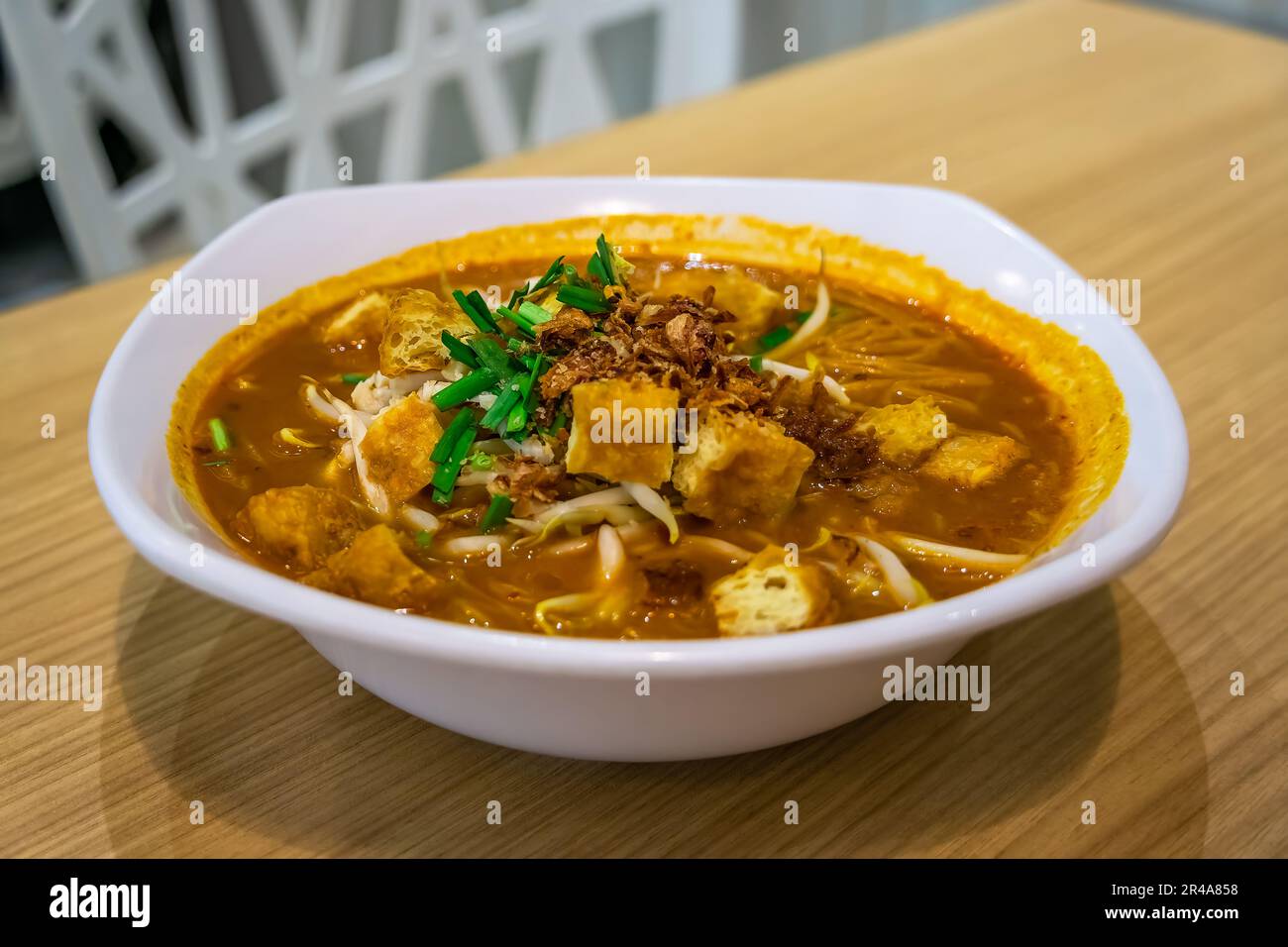 Mee siam is a dish of thin rice vermicelli of hot, sweet and sour ...