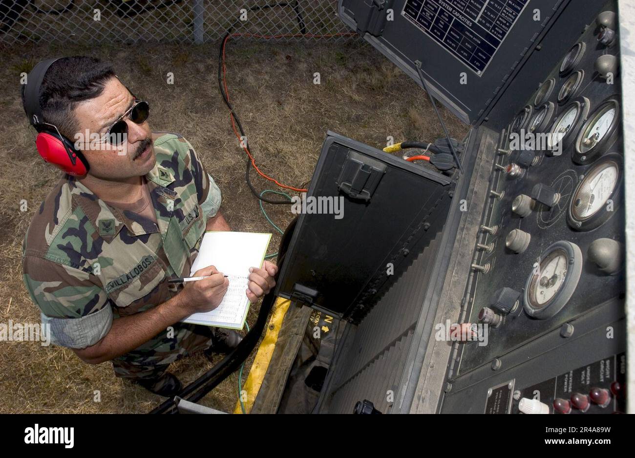 US Navy Construction Electrician Stock Photo - Alamy