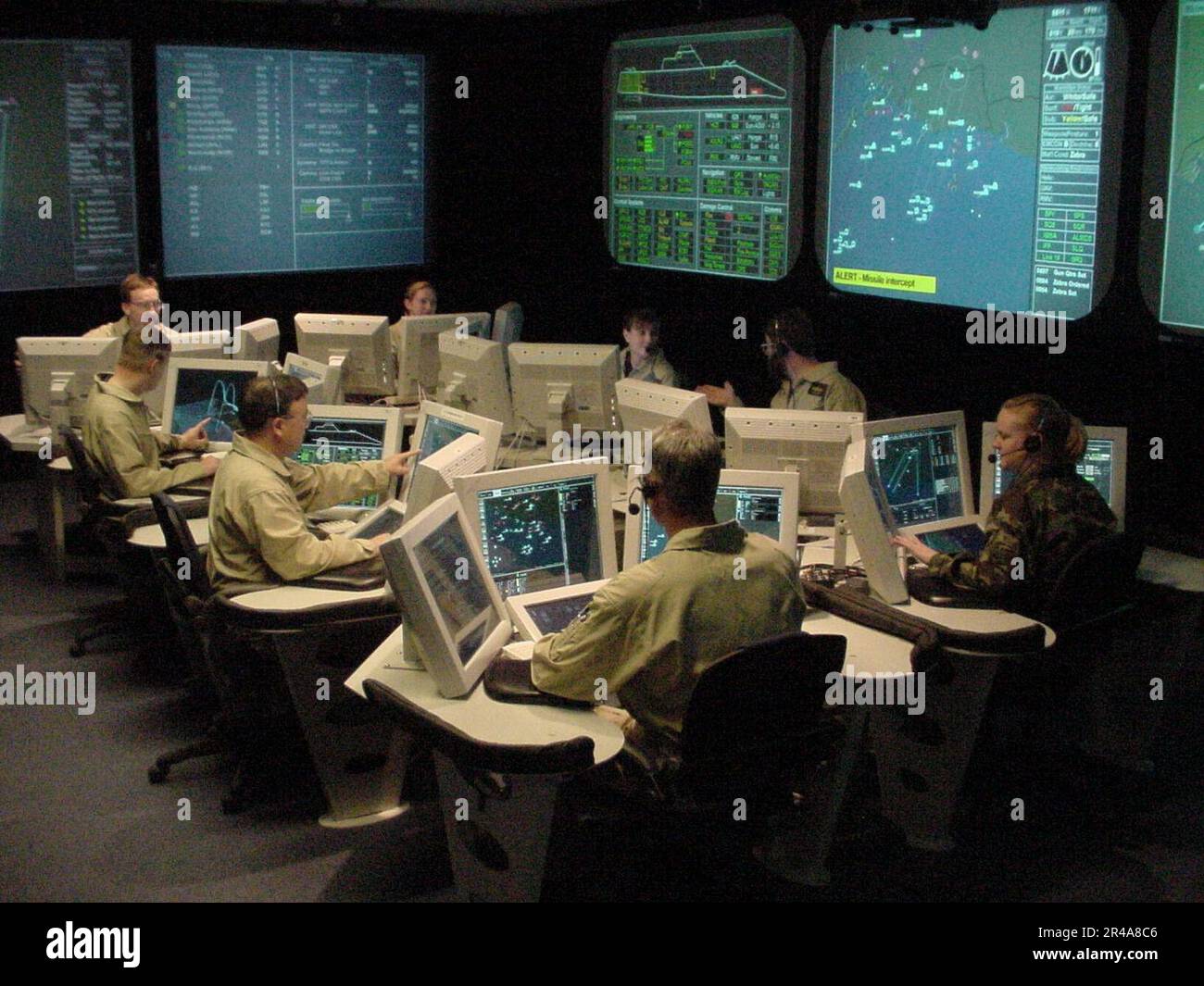 US Navy Naval reservists, scientists and engineers work in the ...