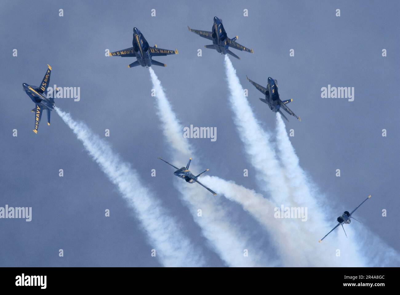 US Navy The U.S. Navy flight demonstration team, the Blue Angels, delta ...