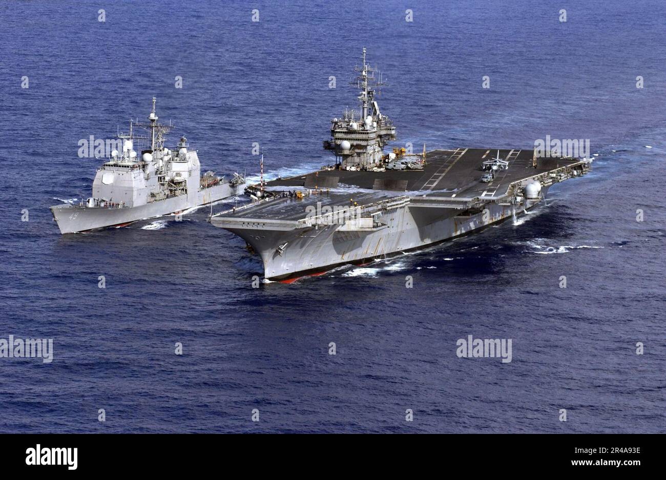 US Navy The guided missile cruiser USS Vincennes (CG 49) and the ...