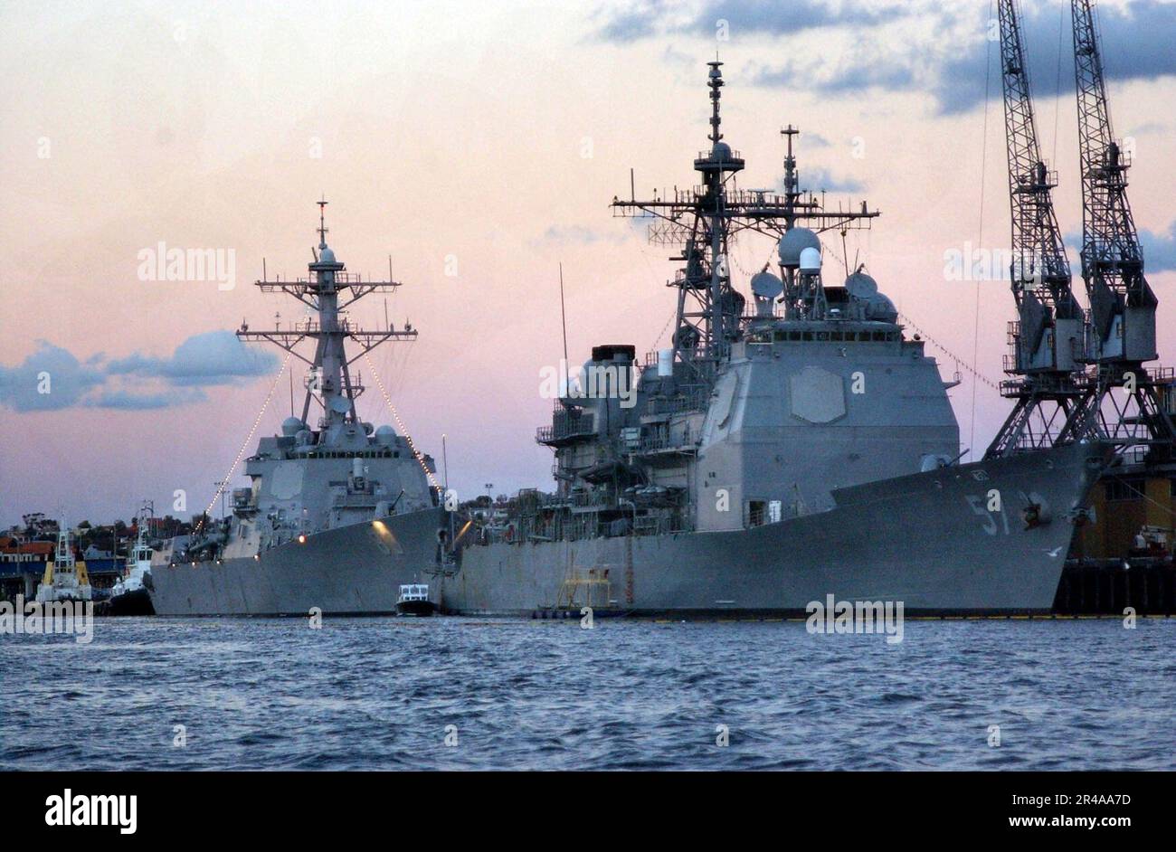 US Navy The Ticonderoga-class guided missile cruiser USS Lake Champlain ...