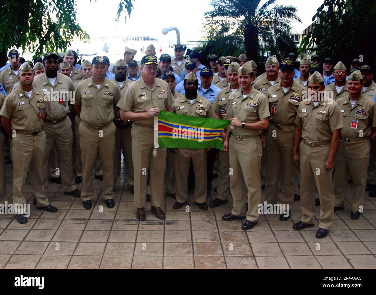 US Navy Naval Submarine Support Command received the Meritorious Unit ...