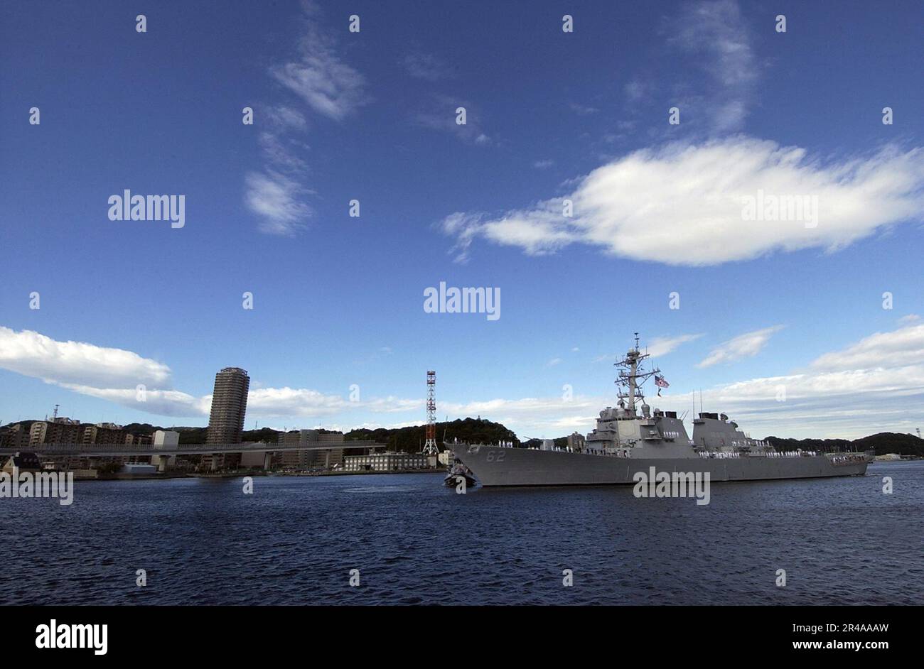 US Navy The guided missile destroyer USS Fitzgerald (DDG 62) pulls into ...