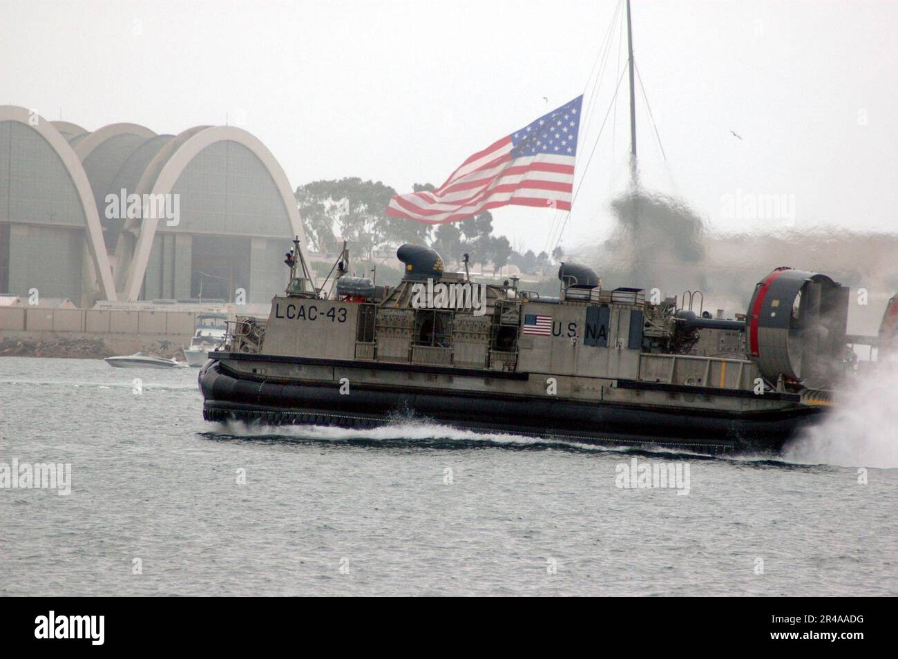 US Navy A Landing Craft Air Cushion (LCAC), assigned to the amphibious ...