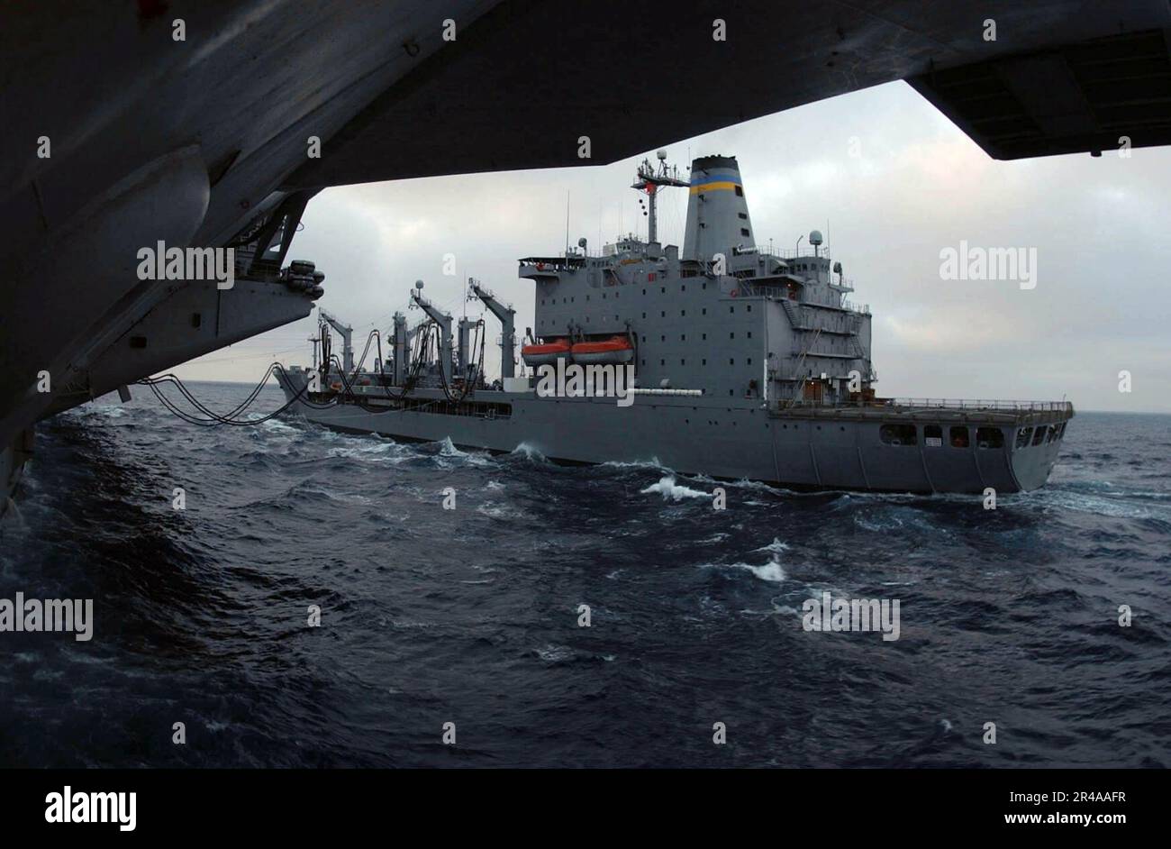 US Navy The Military Sealift Command (MSC) underway replenishment oiler ...