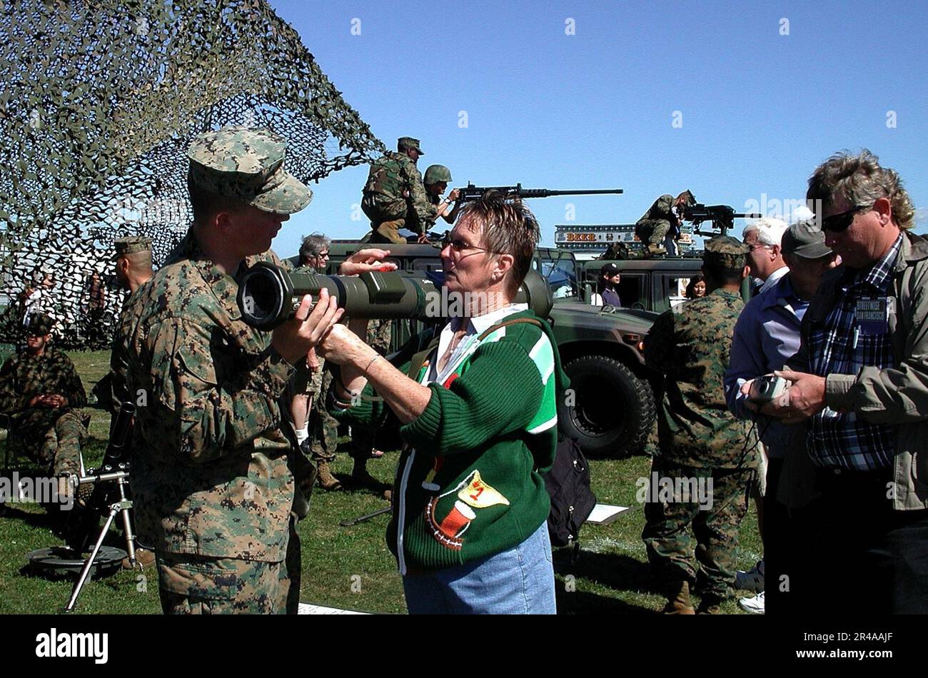 US Navy A U.S. Marine demonstrates an AT-4 shoulder-launched light anti ...