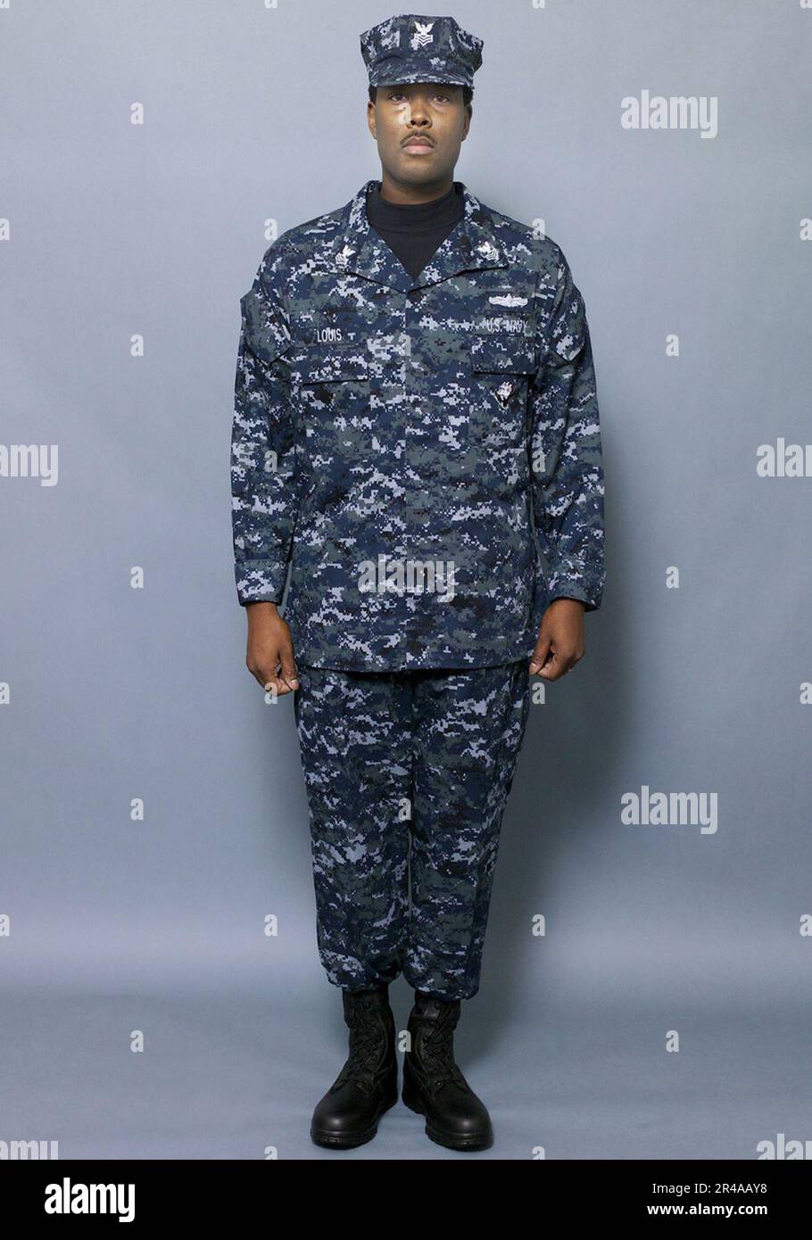 US Navy The Navy introduced a set of concept working uniforms for ...