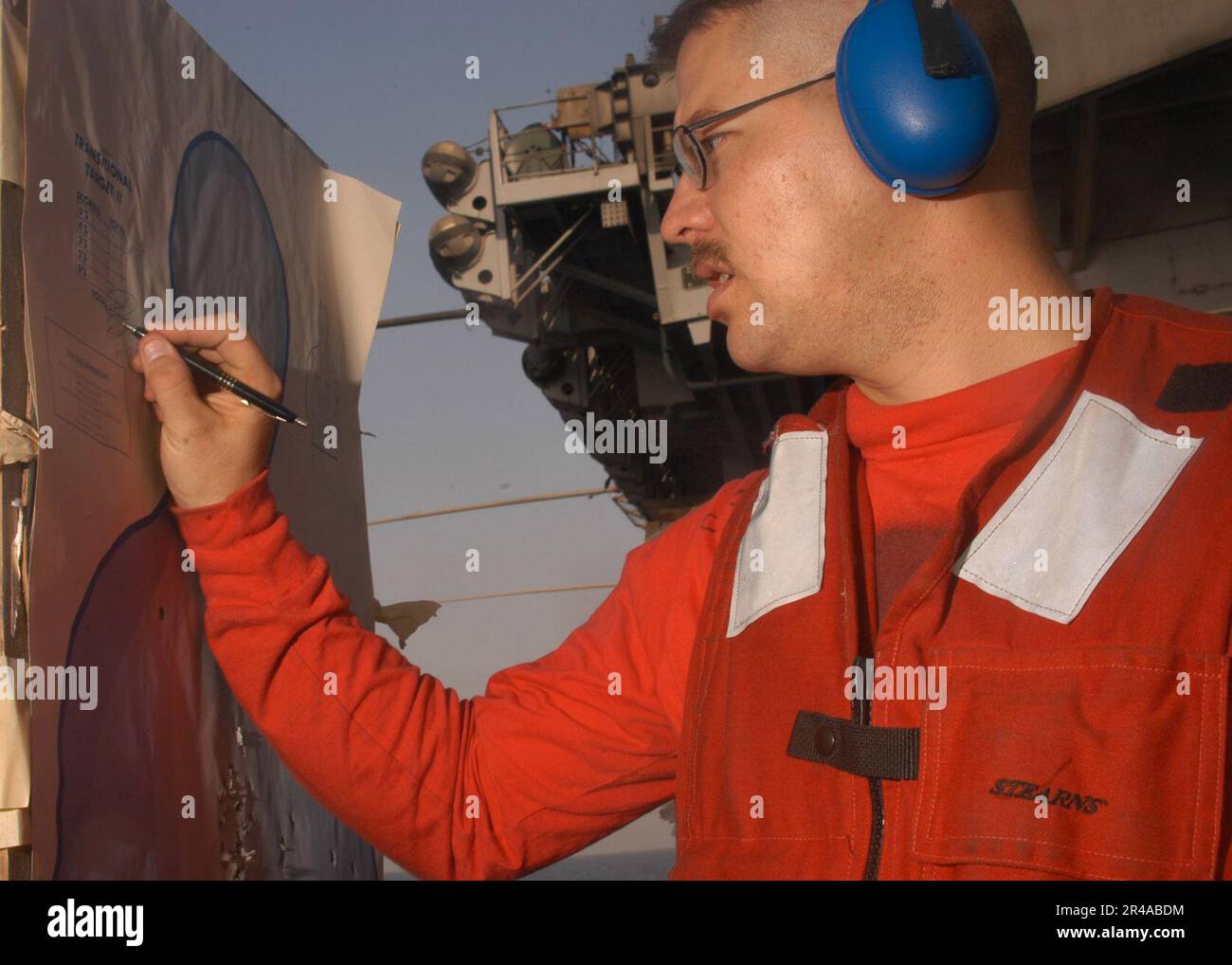 US Navy Gunner's Mate Stock Photo - Alamy