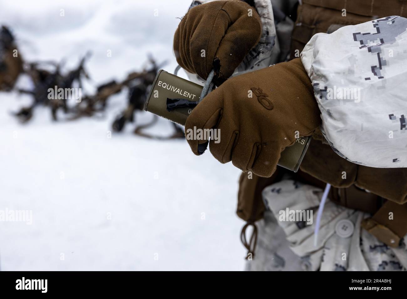 Tnt blocks hi-res stock photography and images - Alamy