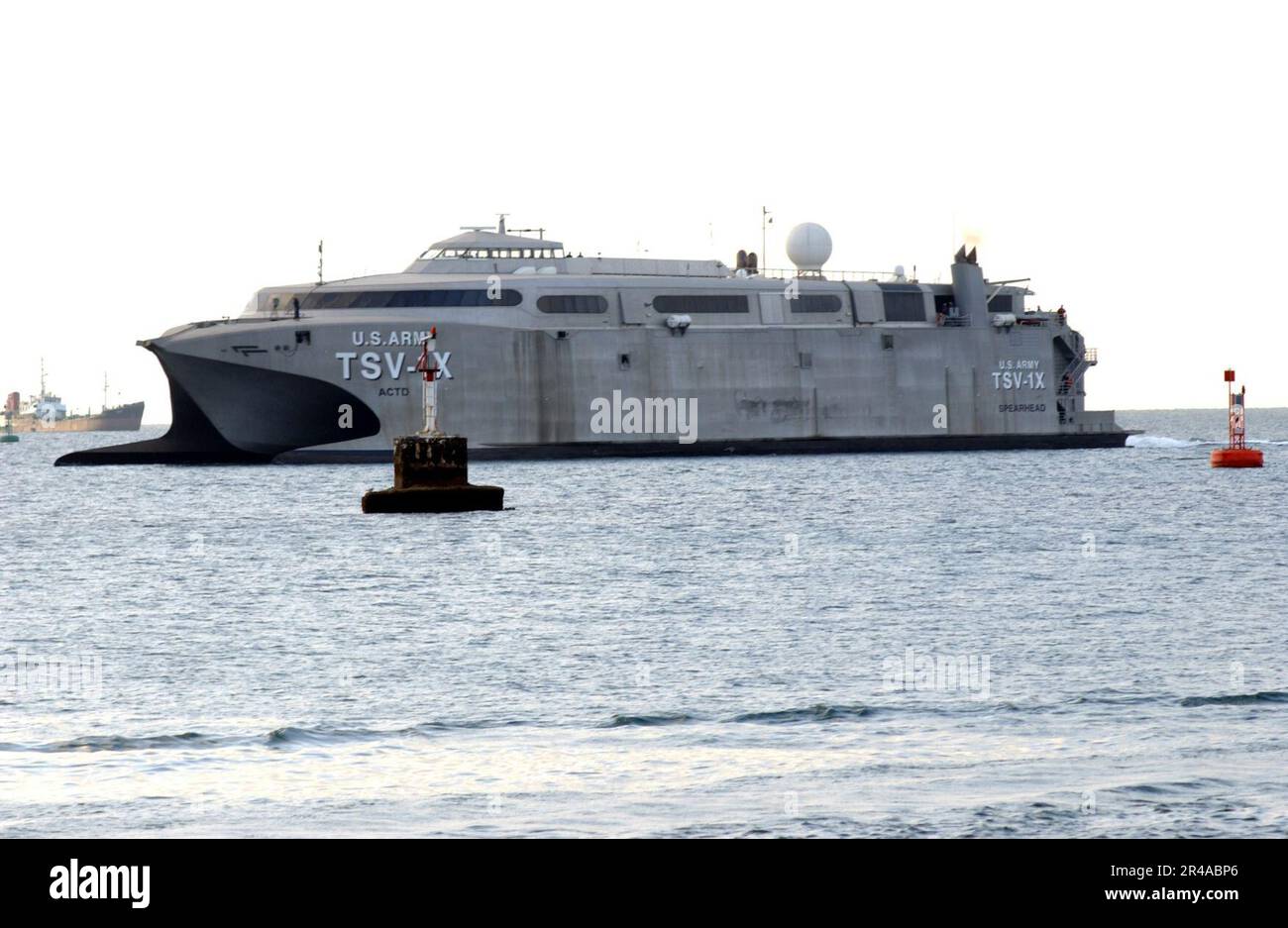 US Navy U.S. Army ship TSV-1X Spearhead prepares to dock at the Port of ...