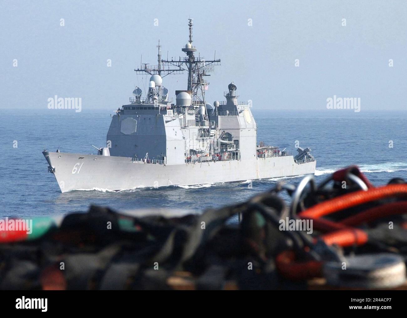 US Navy The Ticonderoga-class guided missile cruiser USS Monterey (CG ...