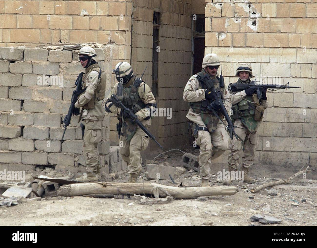 US Navy U.S. Navy Seabees, assigned to Naval Mobile Construction ...