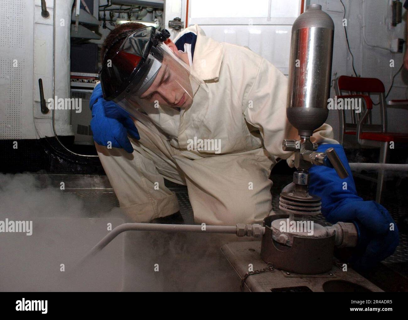 US Navy Machinist's Mate Stock Photo - Alamy