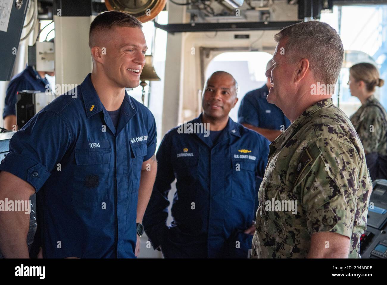 The pearl cutter hi-res stock photography and images - Alamy