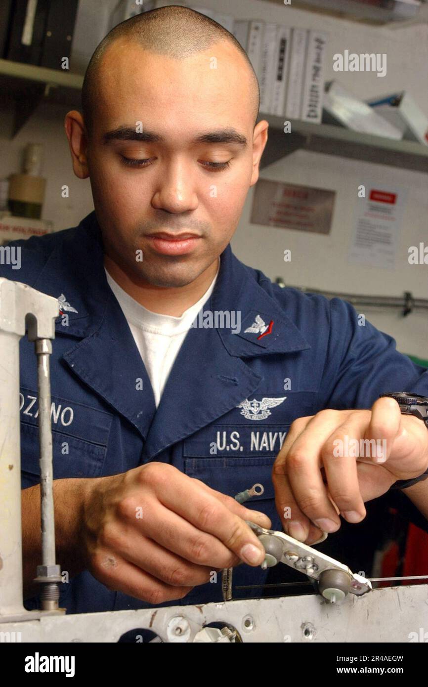 US Navy Aviation Ordnanceman Stock Photo - Alamy
