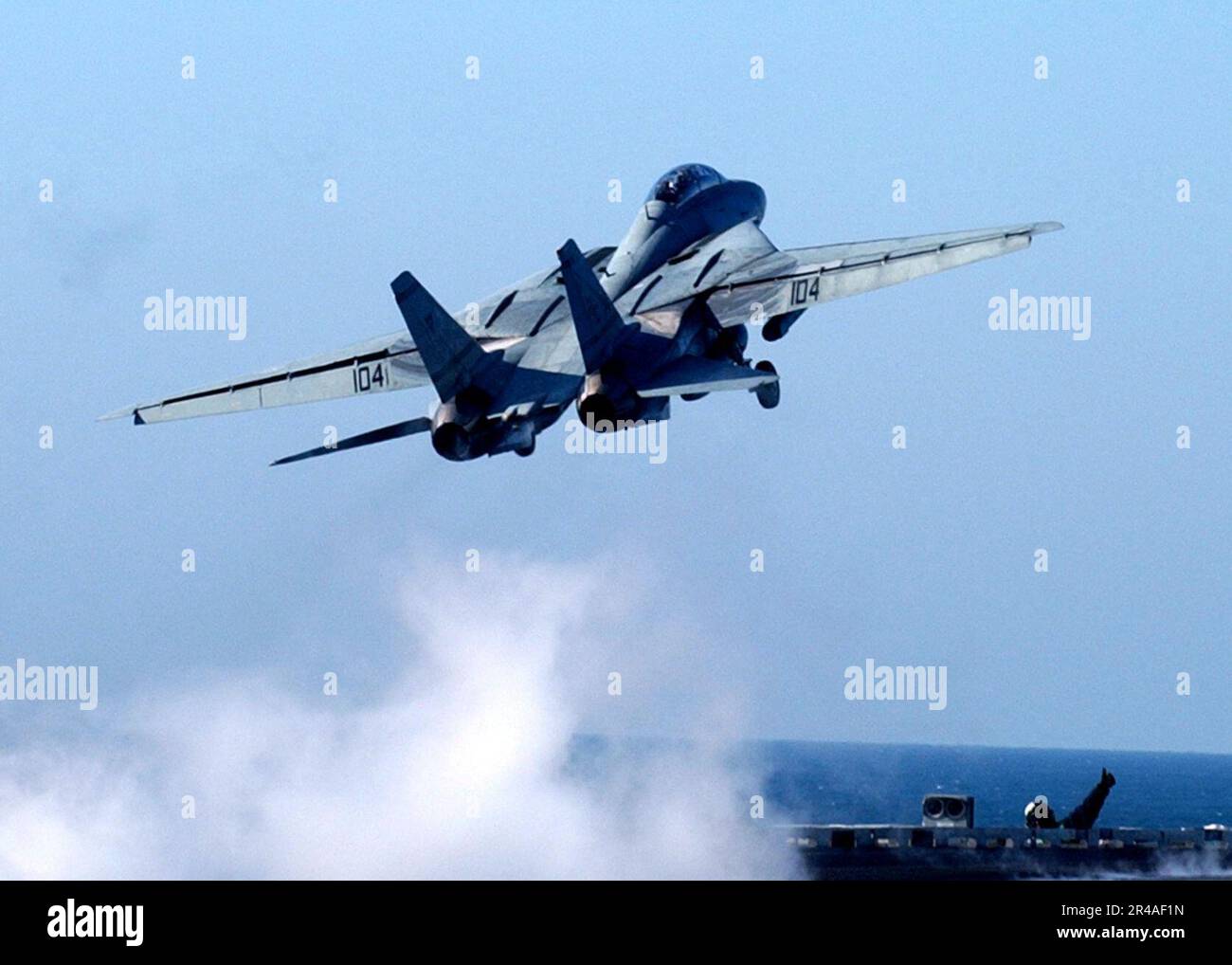 F 14b tomcat aircraft hi-res stock photography and images - Alamy