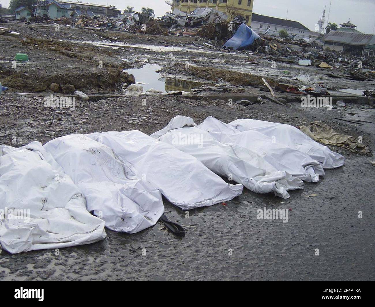Sumatra tsunami 2004 hi-res stock photography and images - Alamy