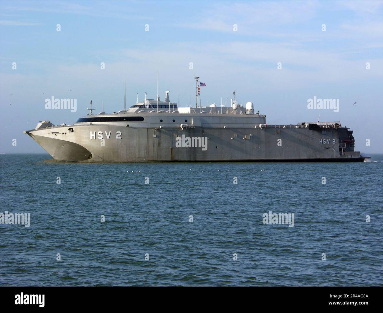 US Navy The High Speed Vessel Two (HSV-2) Swift leaves its homeport of ...