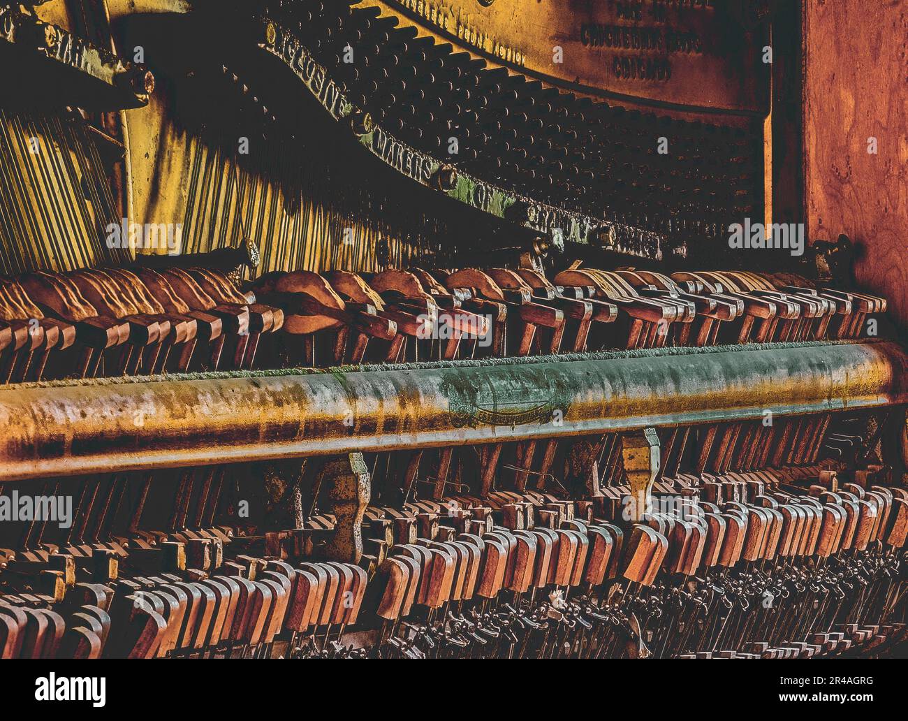 Piano vintage hi-res stock photography and images - Alamy