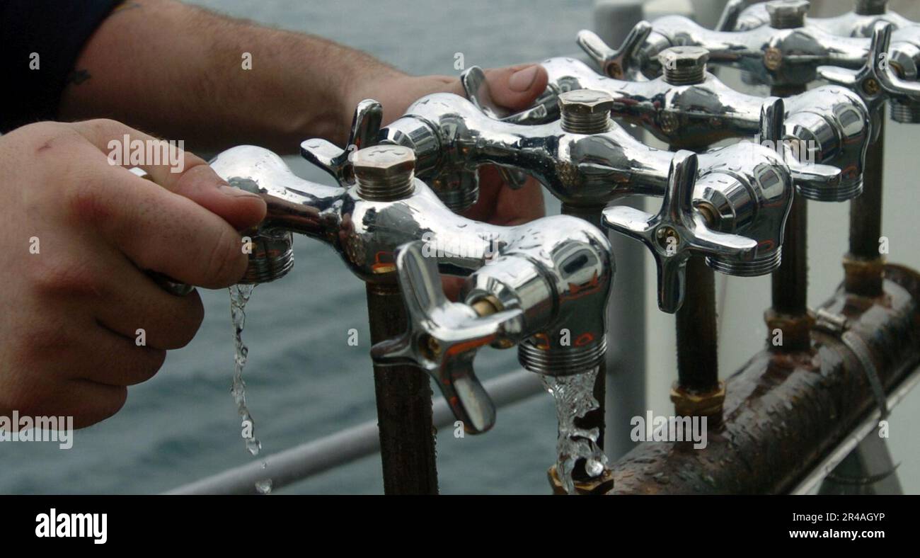 US Navy Hull Technician Stock Photo - Alamy