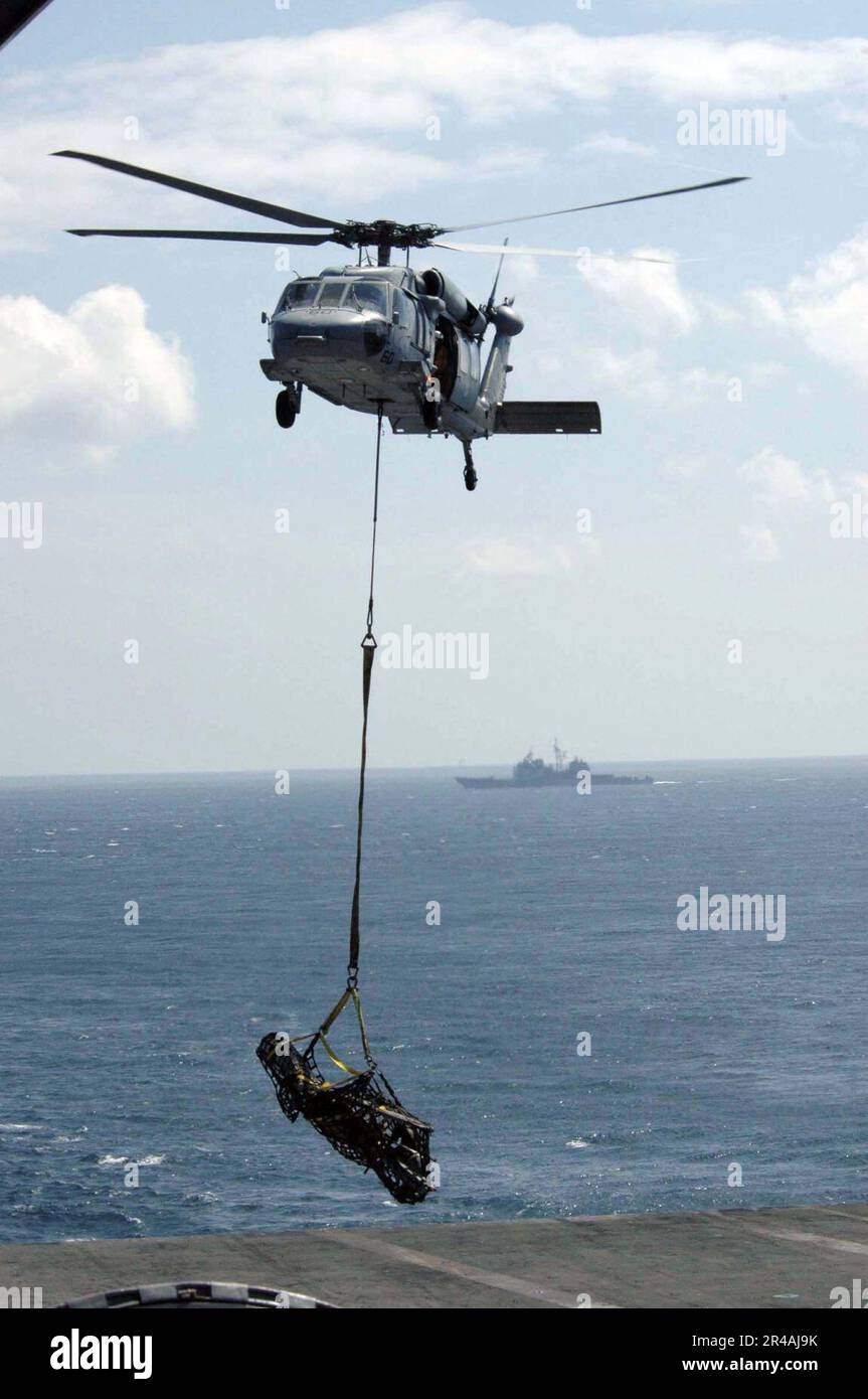 Mh 60s nighthawk helicopter hi-res stock photography and images - Alamy