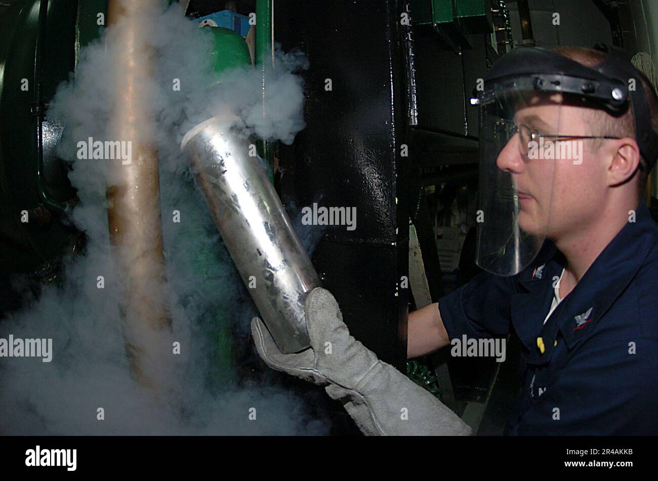 US Navy Machinist's Mate Stock Photo - Alamy
